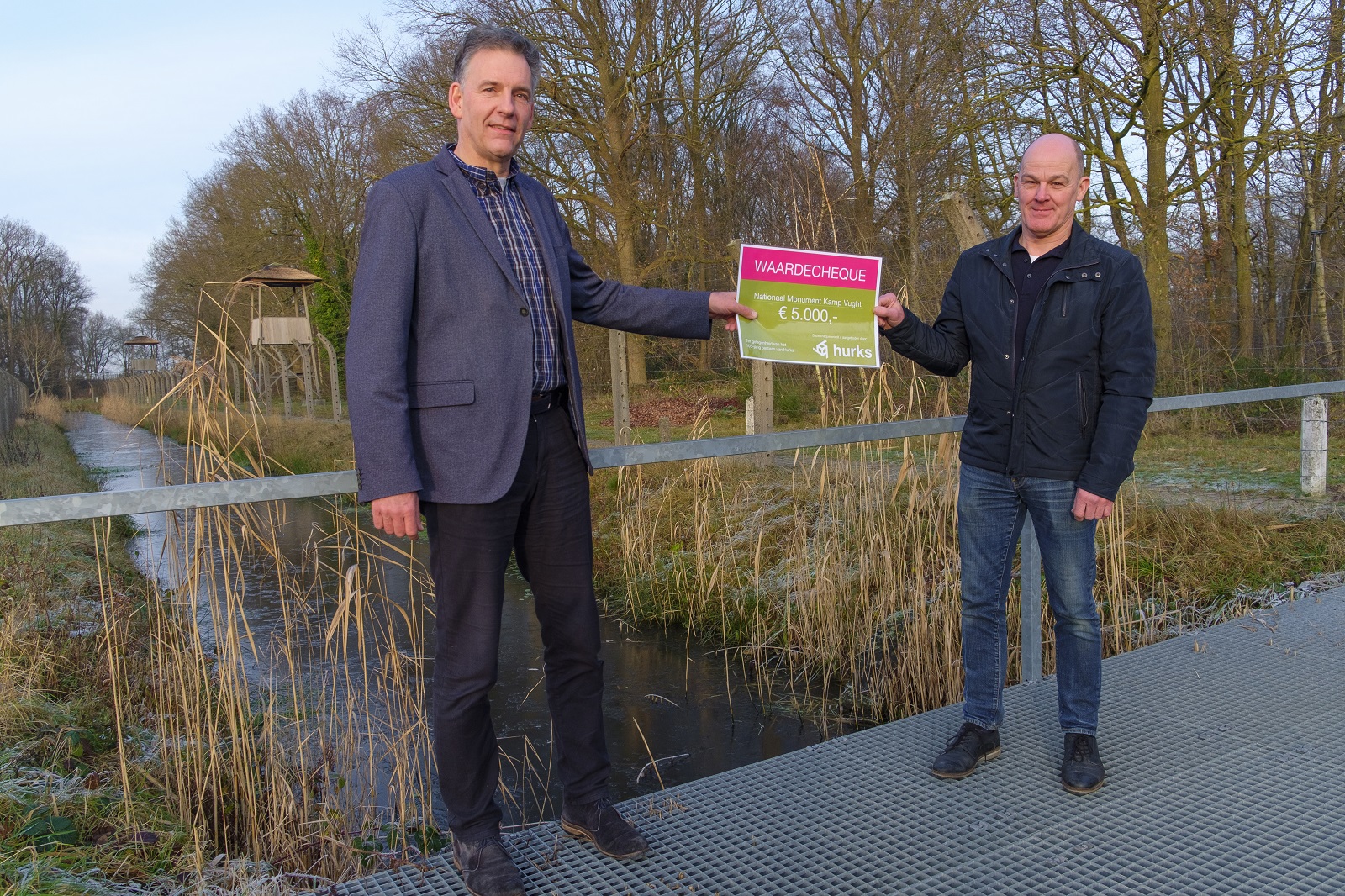 Blije gezichten bij Nationaal Monument Kamp Vught